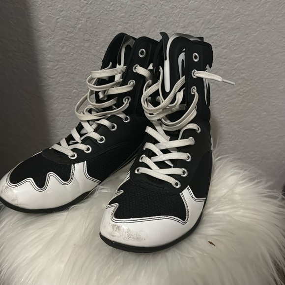 Shoes | Venom Boxing Shoes Blackandwhite Size 4 12 Half | Poshmark